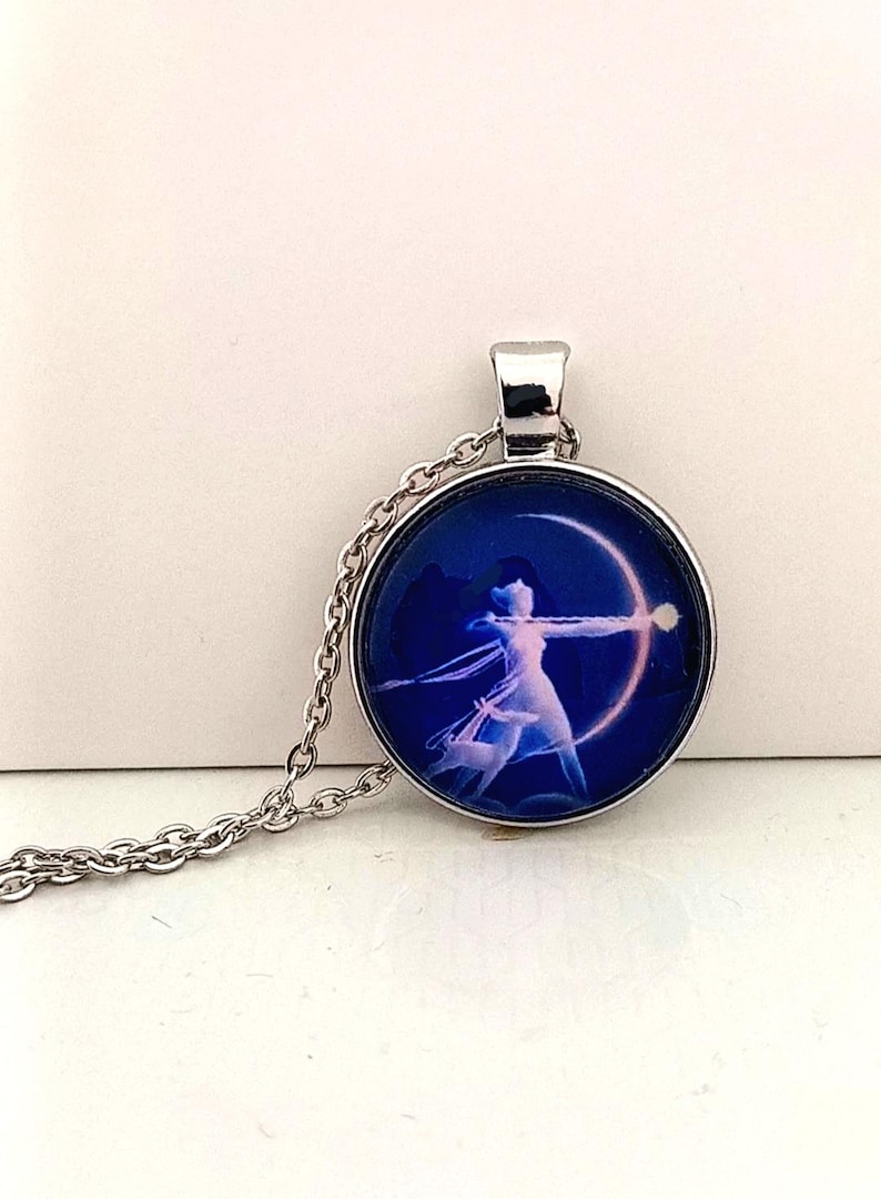 Artemis Moon Goddess Pendant Necklace + Gift Box - Greek Wicca Diana ...