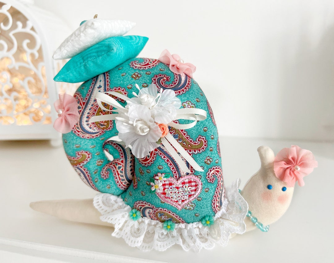 Blue Green Paisley Pattern Tilda Snail for Home Decor Spring Textile ...