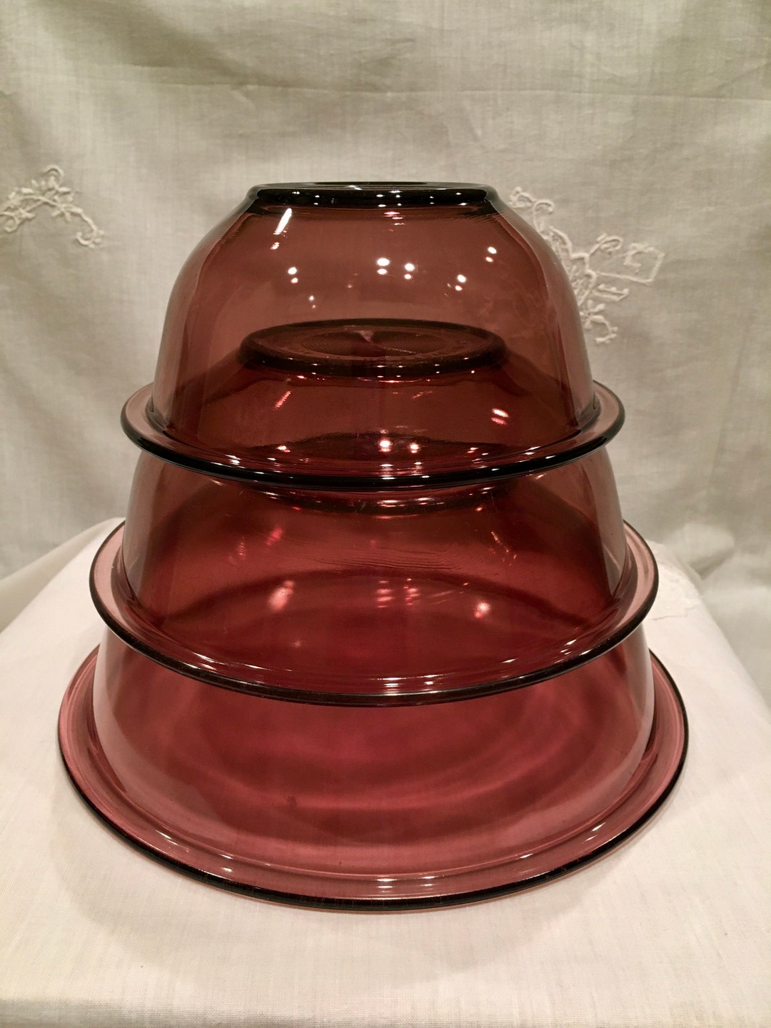 Vintage Set of 3 Nested Pyrex Cranberry Glass Mixing Bowls - Etsy