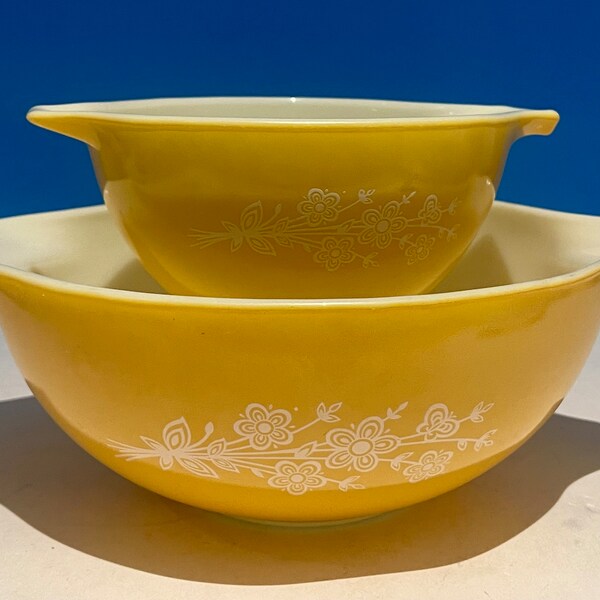 Gold Mixing Bowls - Etsy