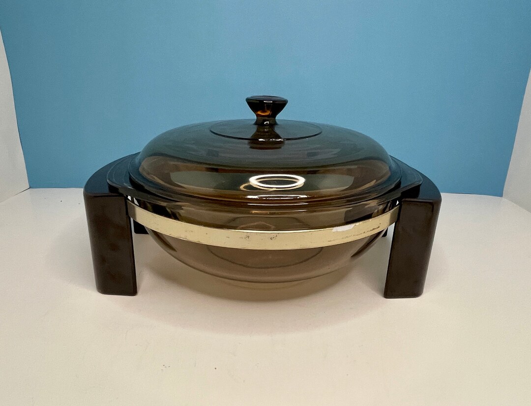 Vintage Pyrex Amber Glass Casserole Dish With Matching Lid on a Cooling ...