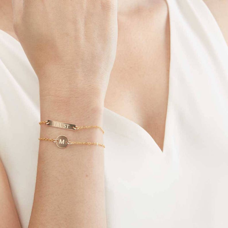 Custom Mini Gold Bar and Round Disc Bracelet Set-personalized Nameplate ...