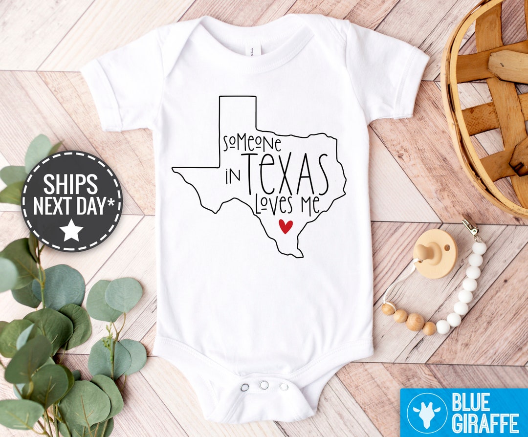 Someone in Texas Loves Me Baby Onesie®, Texas Baby Clothes, Loved Baby ...