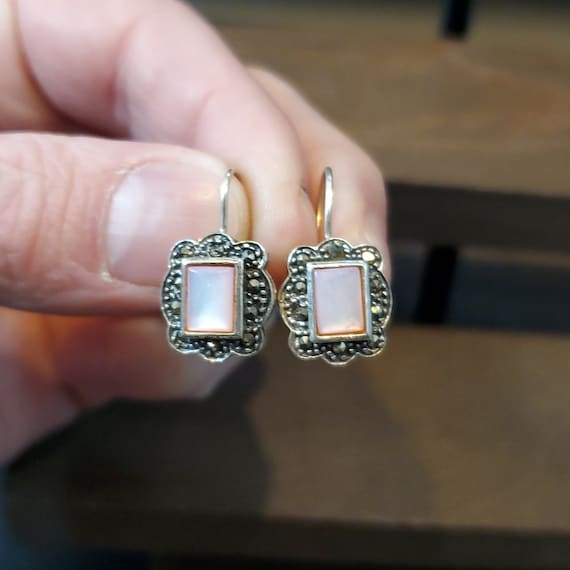 925 Sterling Silver Light Pink Shell And Marcasite Da… - Gem