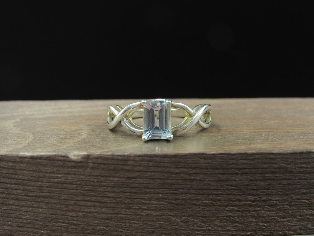 Size 7 Sterling Silver Very Light Blue Rectangle Topaz Band Ring ...