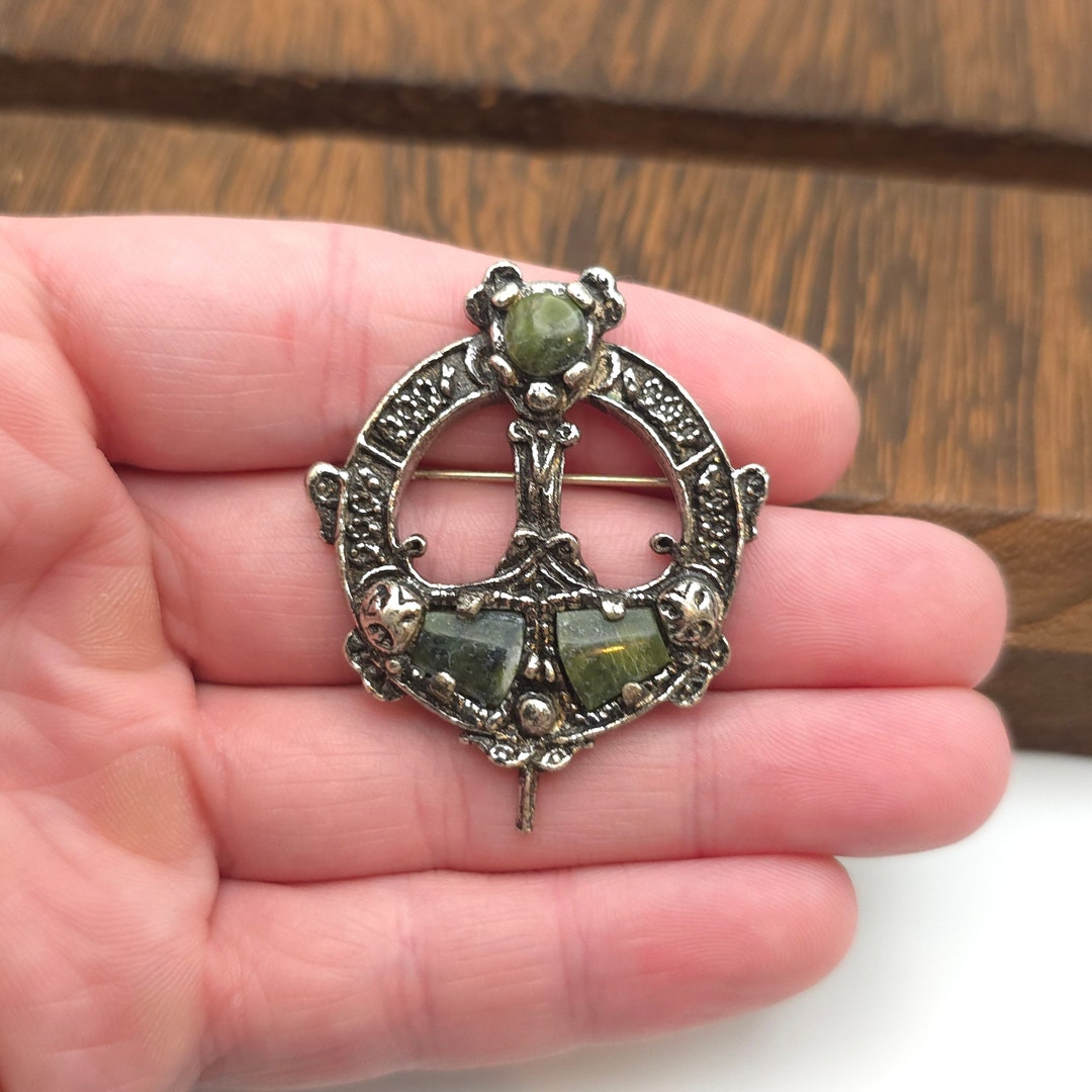 Sterling Silver Celtic Tara Green Stone Pin Brooch B49 - Etsy