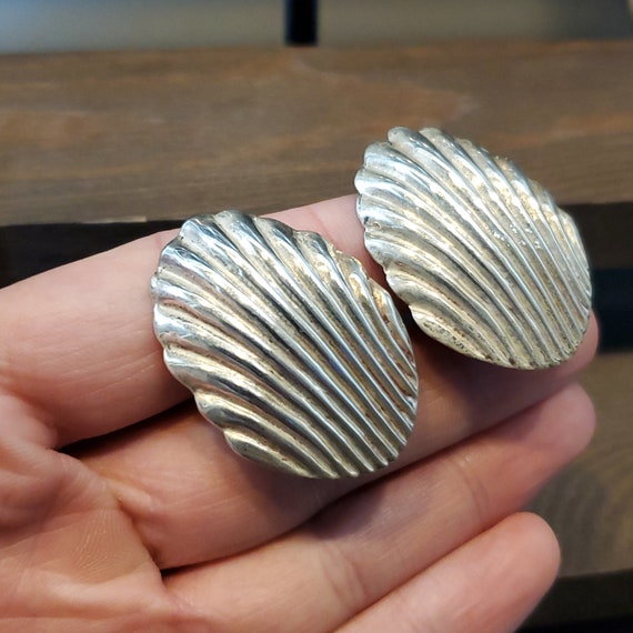 925 Sterling Silver Tarnished Large Shell Design Scre… - Gem