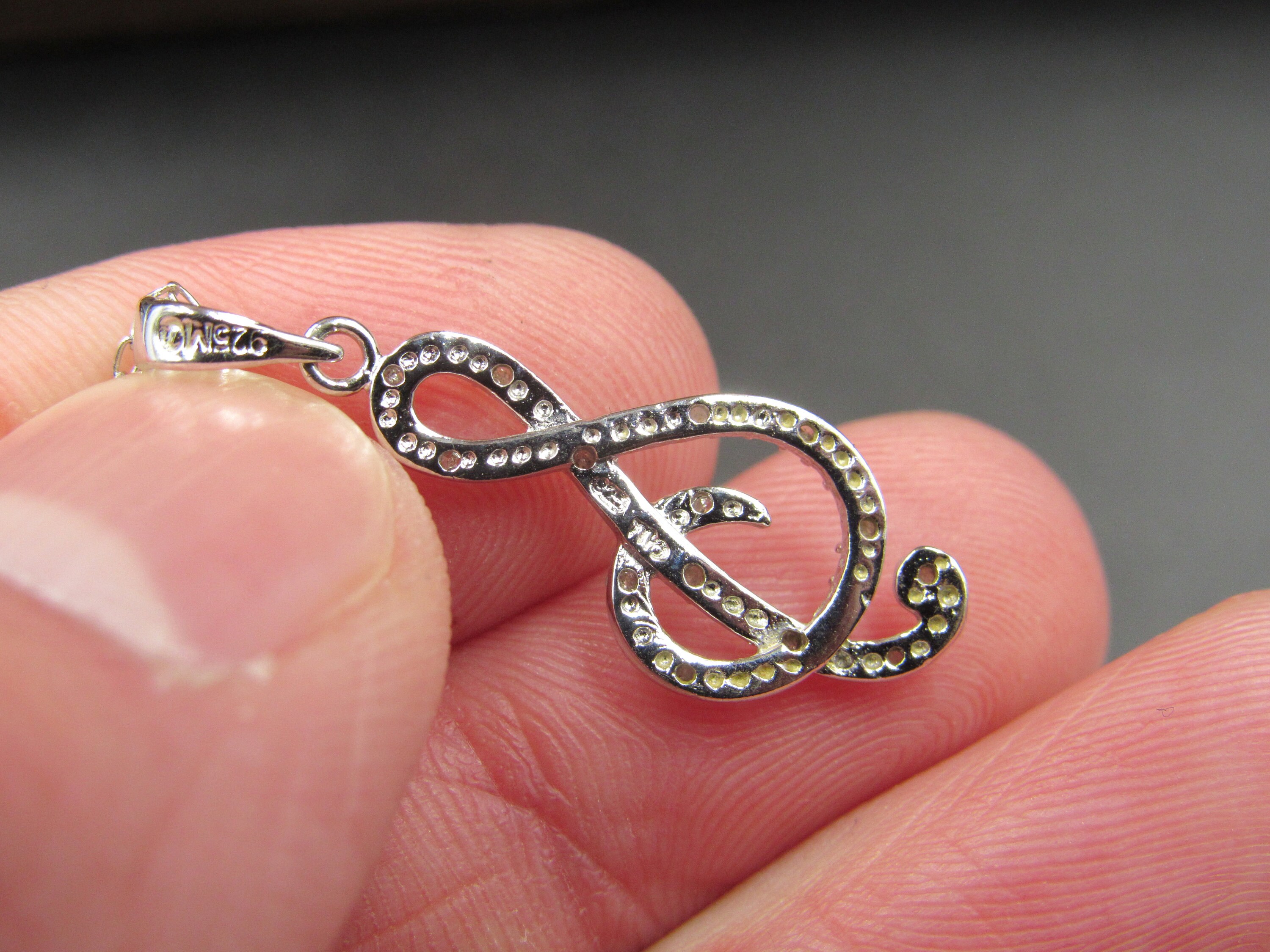 20 Sterling Silver Music Note Diamond Chips Pendant - Etsy