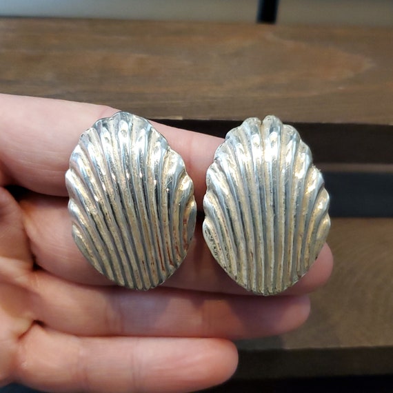 925 Sterling Silver Tarnished Large Shell Design Scre… - Gem