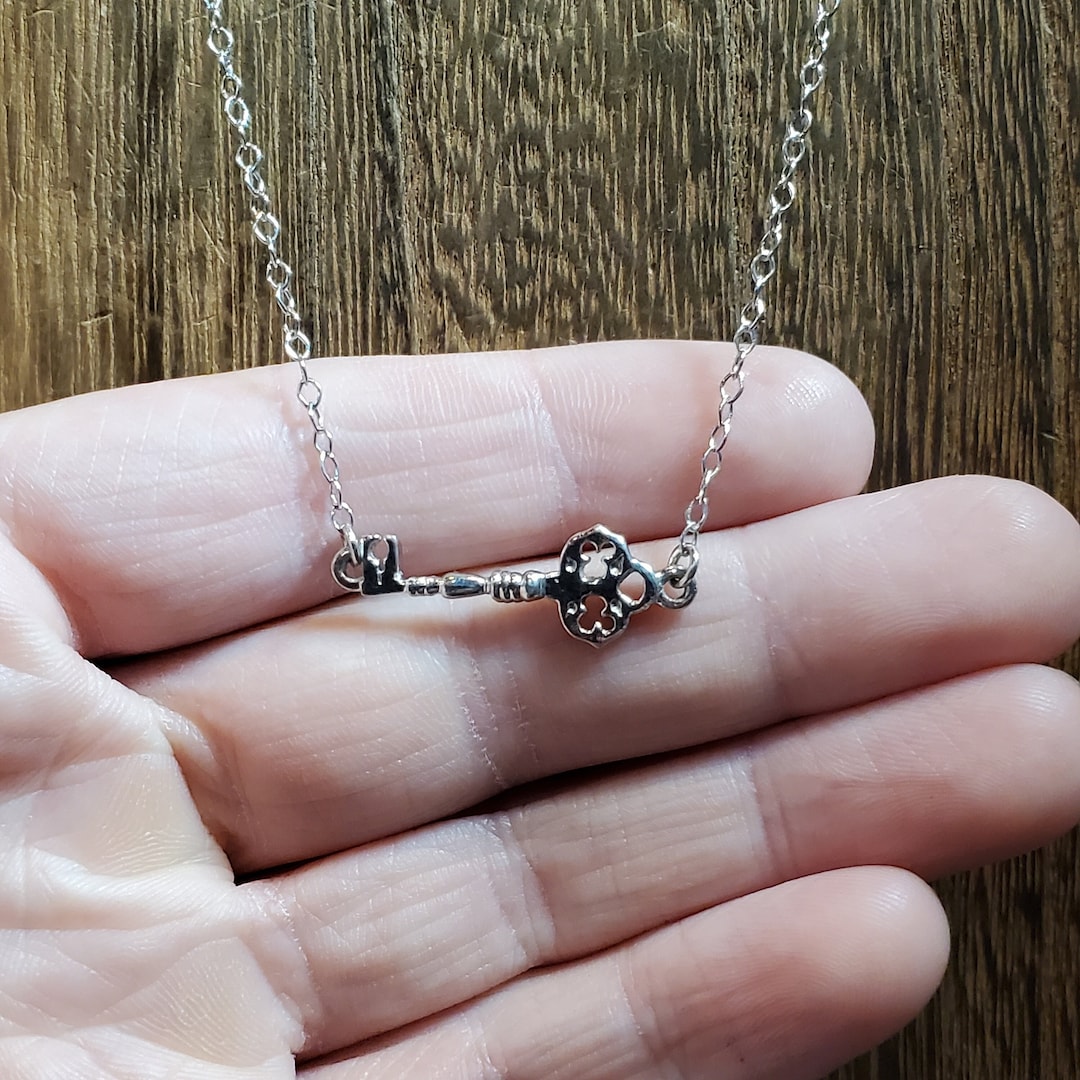 18 Inch 925 Sterling Silver Small Key Necklace - Etsy