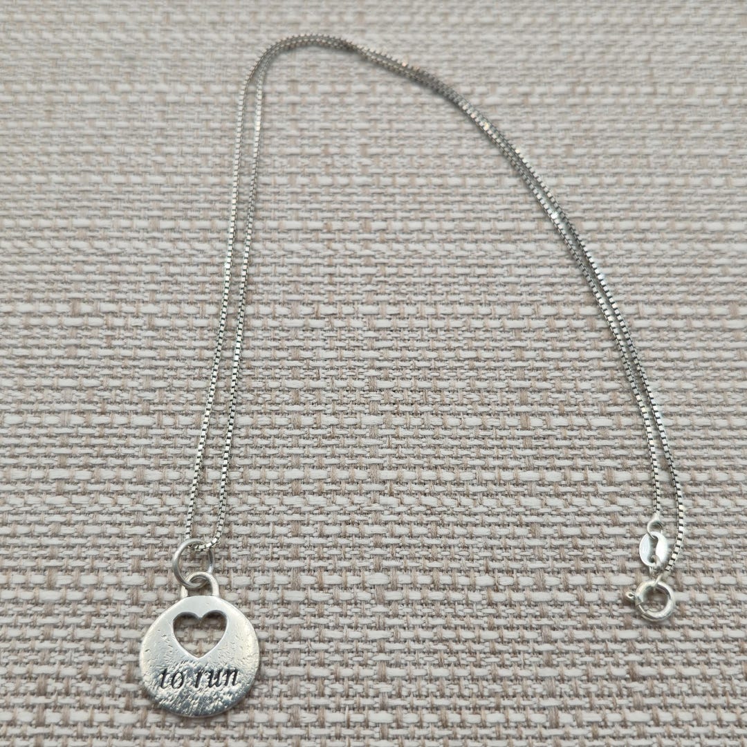 18 Inch Sterling Silver Very Worn to Run Word Necklace A4344 - Etsy