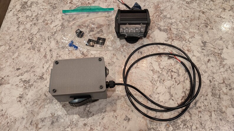 Milwaukee 18V Magnetic LED Light Kit, Snowblower/lawnmower Attachment ...