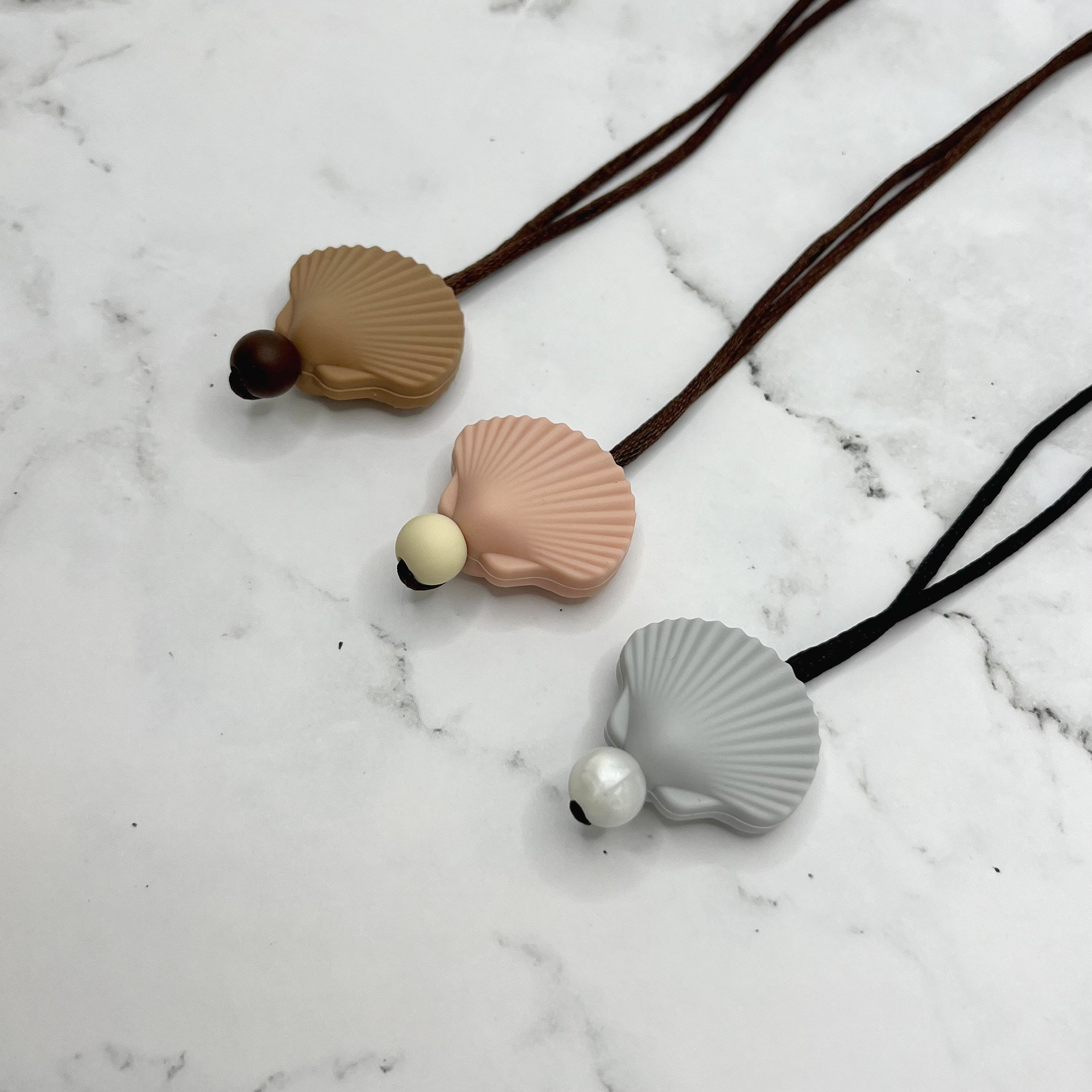 Fidget Jewelry Seashell Necklace - Etsy