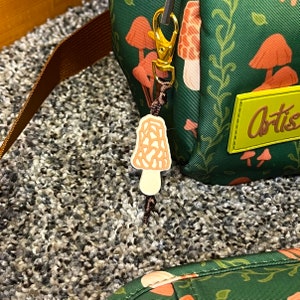 Mushroom Water Bottle Bag With Fidget Zipper Pull - Etsy