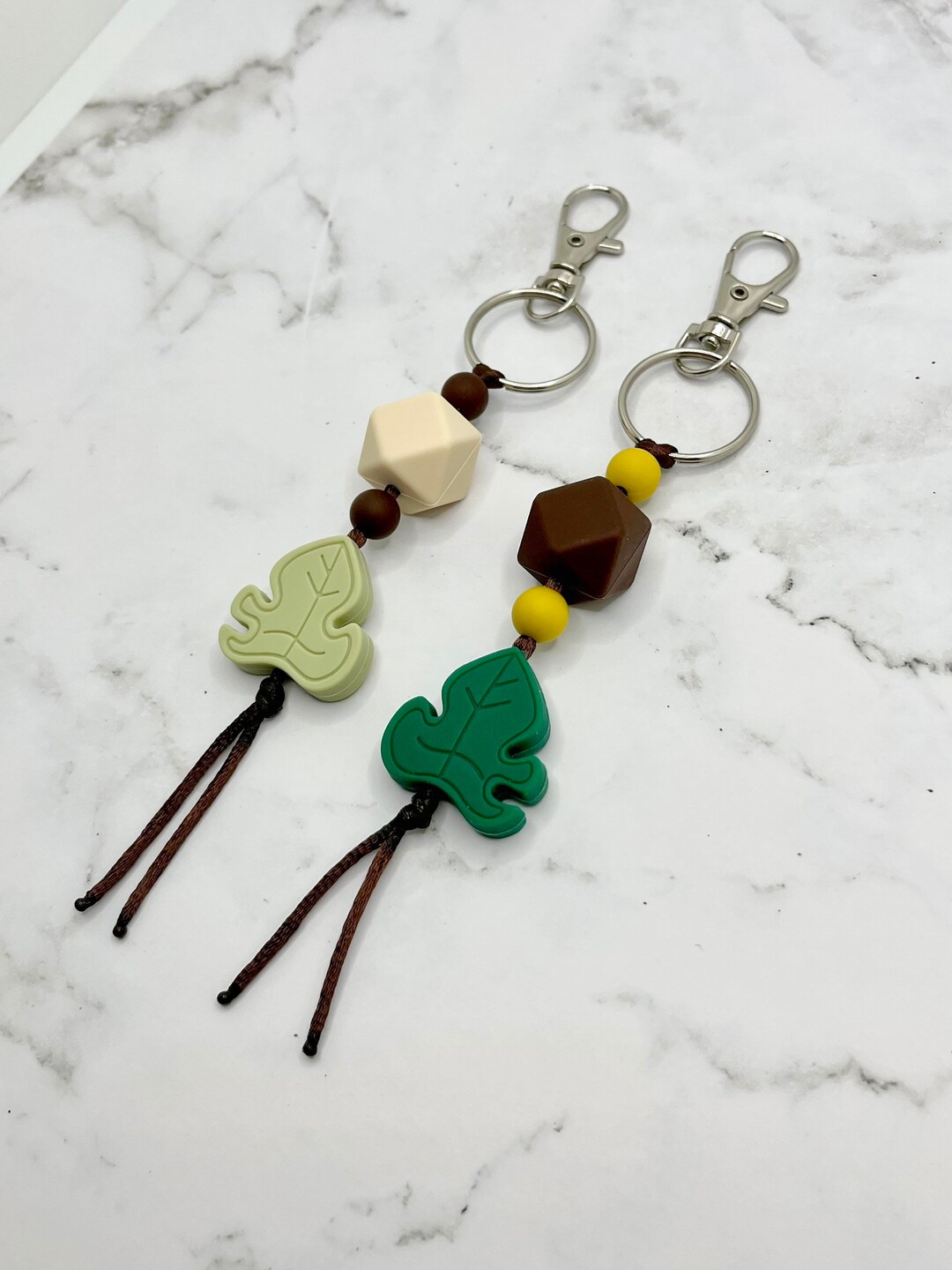 Monstera Fidget Keychain - Etsy