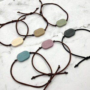 Fidget Jewelry Oval Floral Bracelet - Etsy