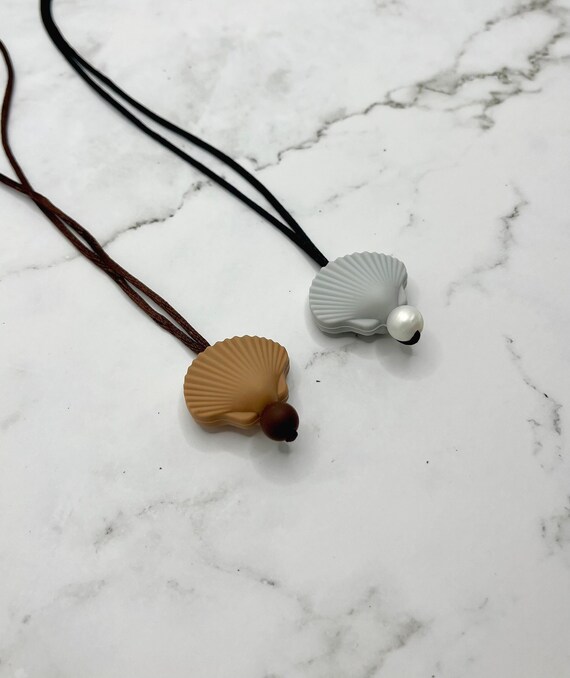 Fidget Jewelry Seashell Necklace - Etsy