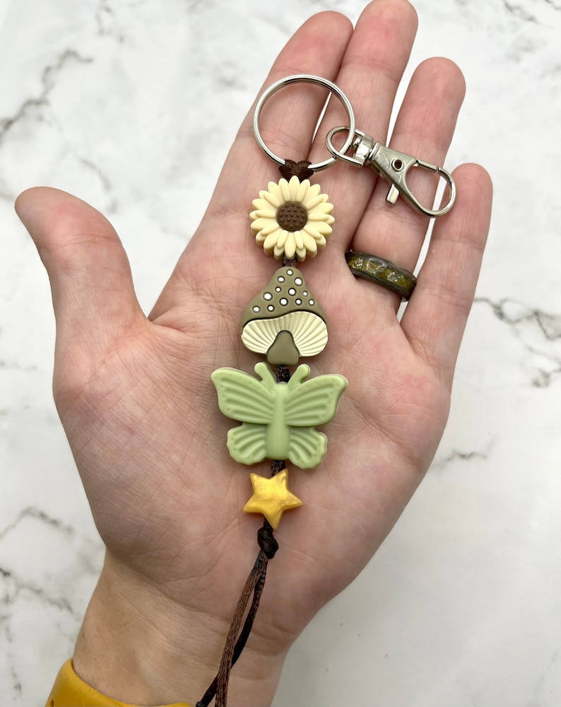 Luna Moth Fidget Keychain - Etsy