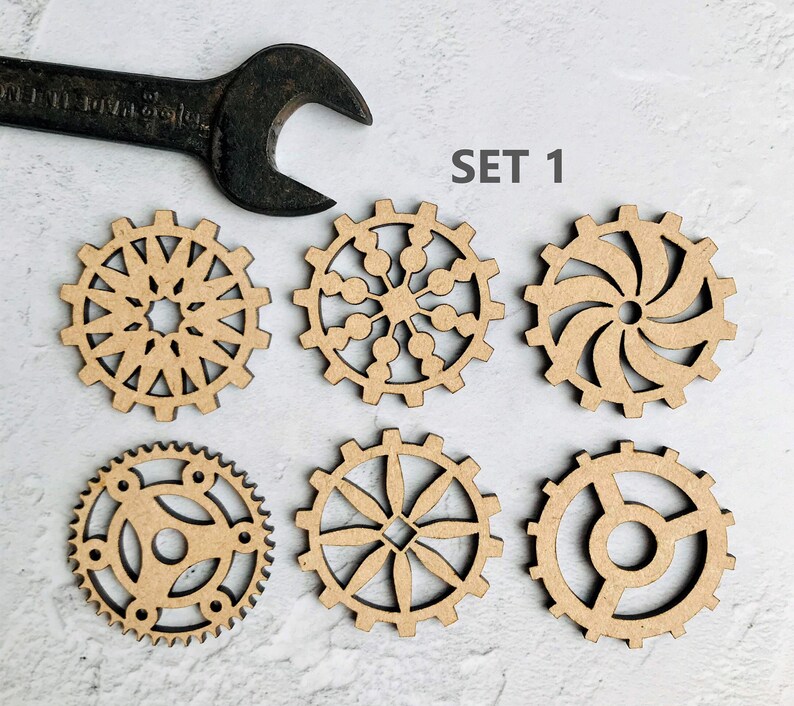 Wooden Steampunk Rotating Gears Cogs Industrial Decoration Cog - Etsy UK