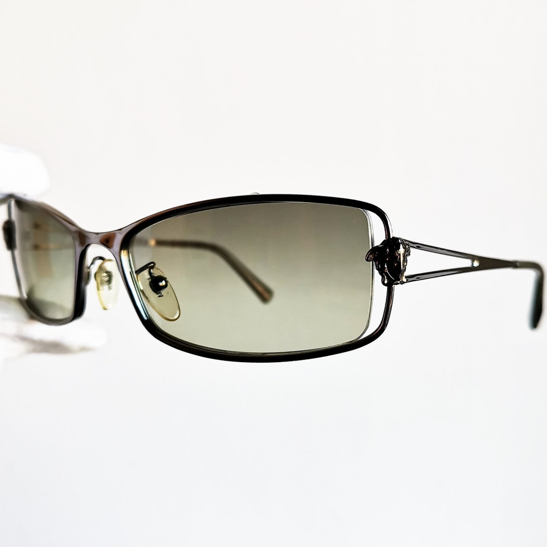 VERSACE ヴィンテージ サングラス レア メデューサ オーバル スモール シルバー グレー マスク ジャンニ N55 ハーフリム リアー ...