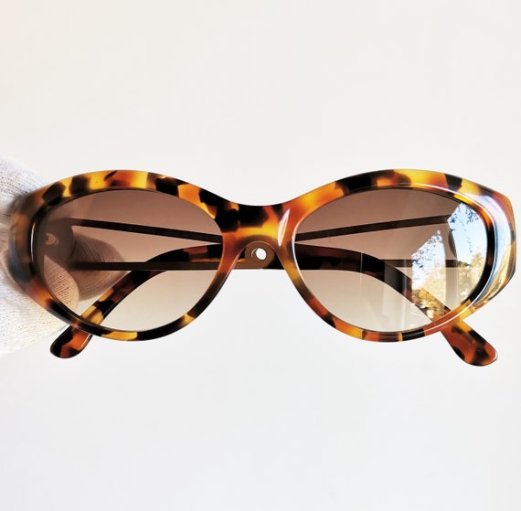FENDI vintage sunglasses rare oval gold rim tortoise … - Gem