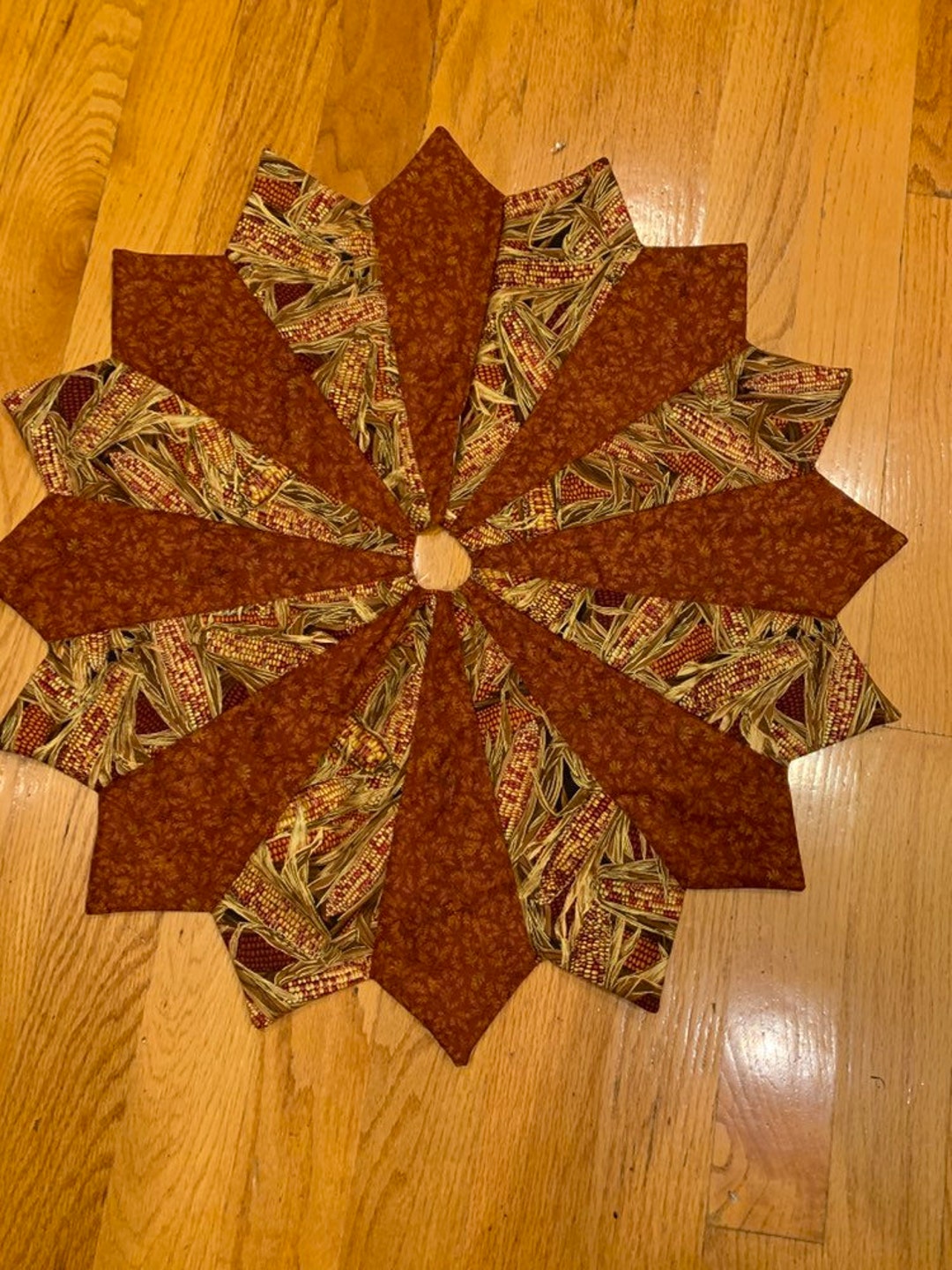 Quilted Autumn Tree Skirt: 26-inch Fall Harvest Tabletop Decor - Etsy