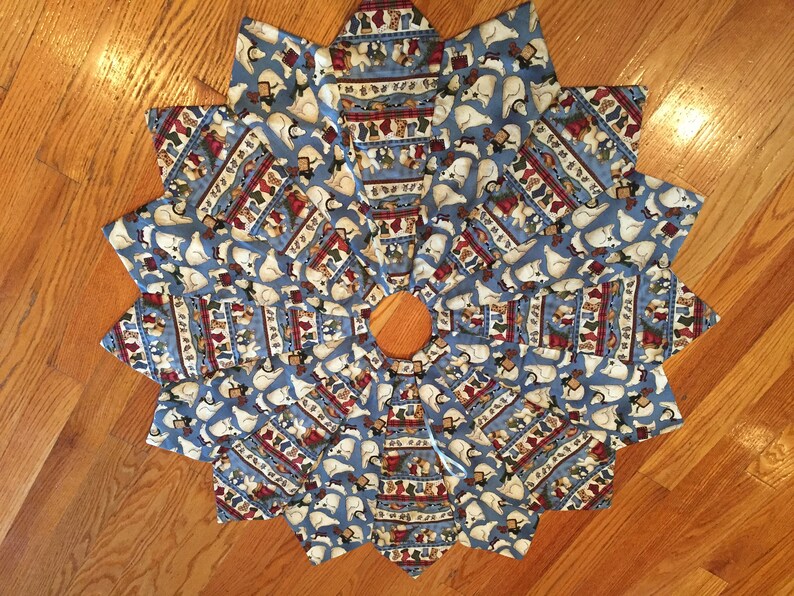 Christmas Tree Skirt 42 Inch Diameter Teresa Kogut Fabric - Etsy
