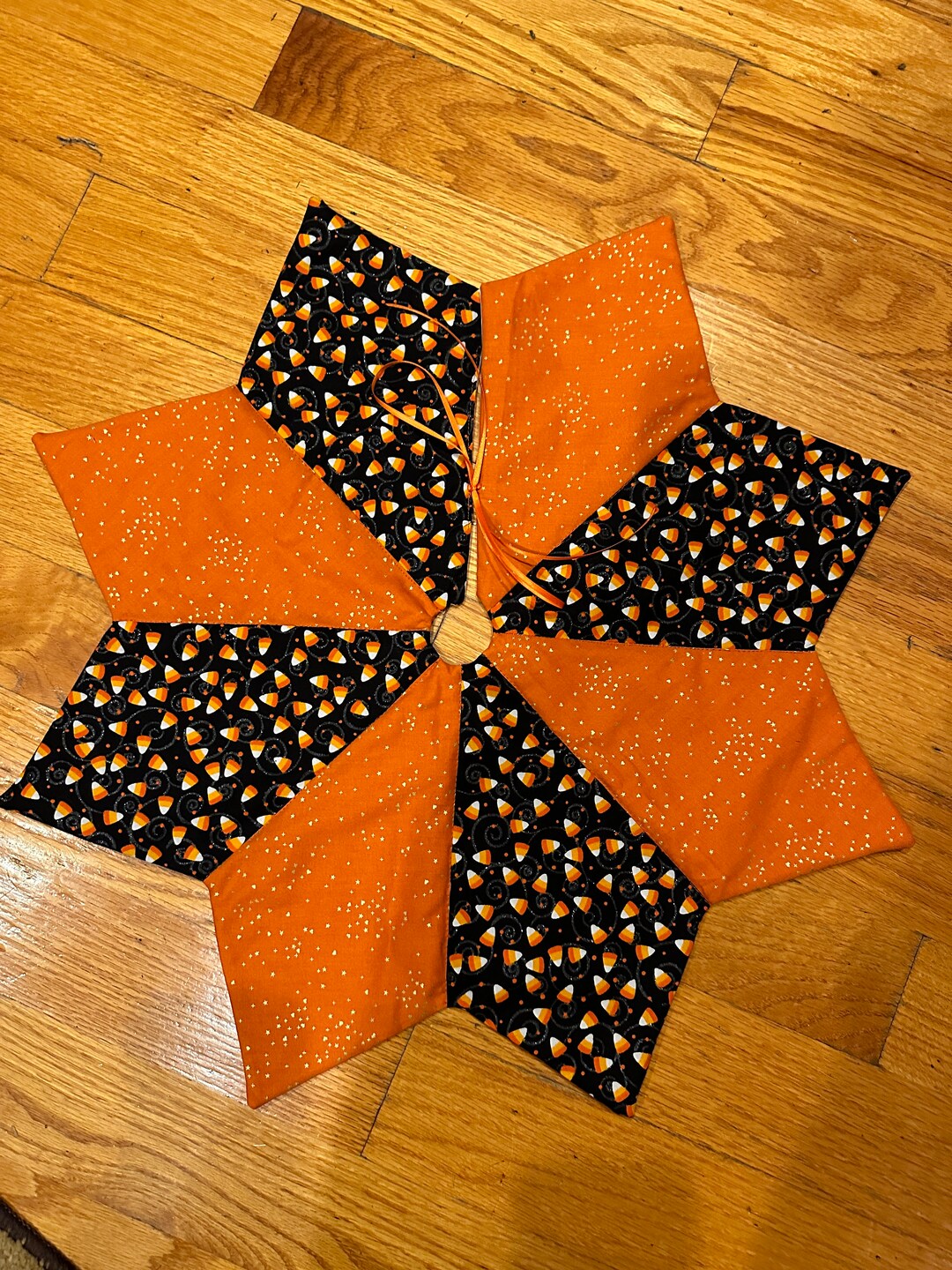 Autumn Tree Skirt, 11 Inch, 18 Inch, 22 Inch, or 29 Inch Diameter ...