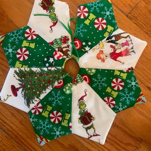 Christmas Tree Skirt, Table Top, Tiny, Grinch, Green, Small, Quilted - Etsy
