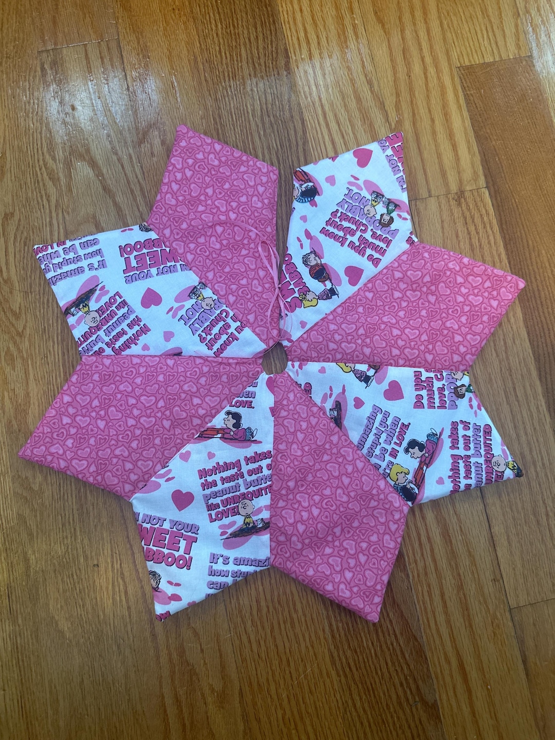 Valentines Day Peanuts Quilted Tree Skirt: Hearts Snoopy Decor - Etsy