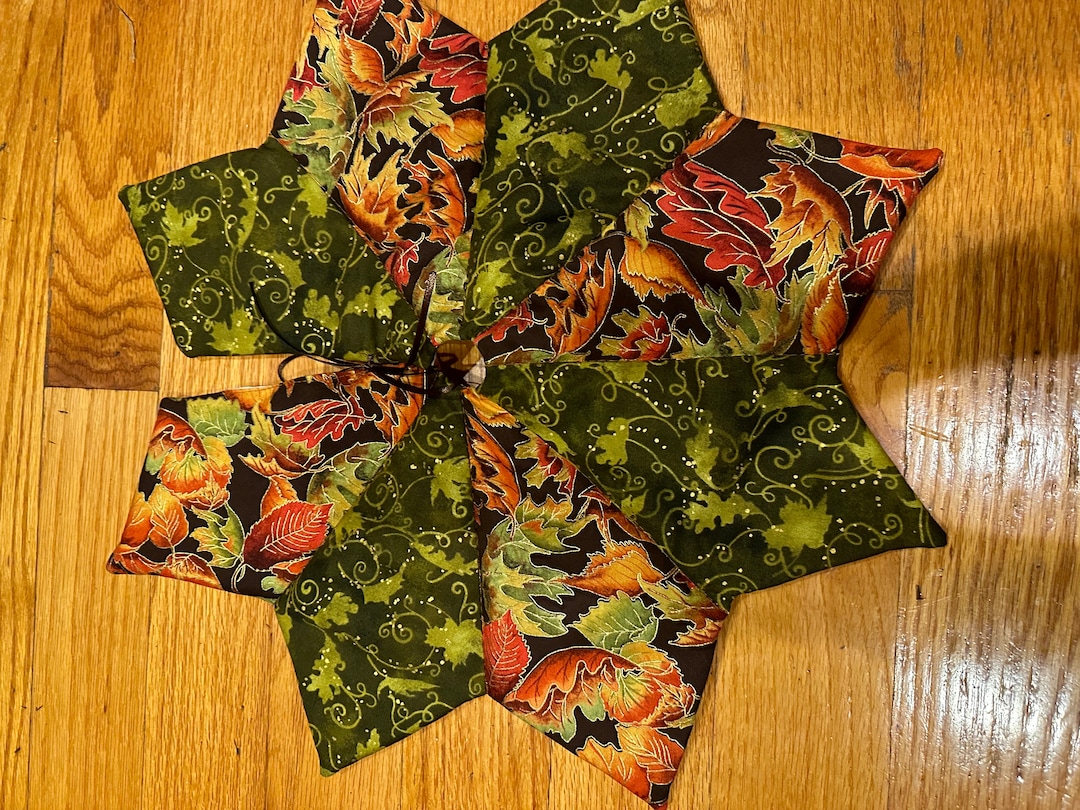 Autumn Tree Skirt, 11 Inch, 18 Inch, or 22 Inch Diameter, Leaves, Fall ...