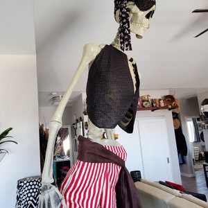 12 Ft Skeleton Pirate Costume skelleton Not Included - Etsy