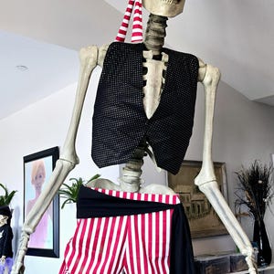 12 Ft Skeleton Pirate Costume!!!! (skelleton Not Included) - Etsy