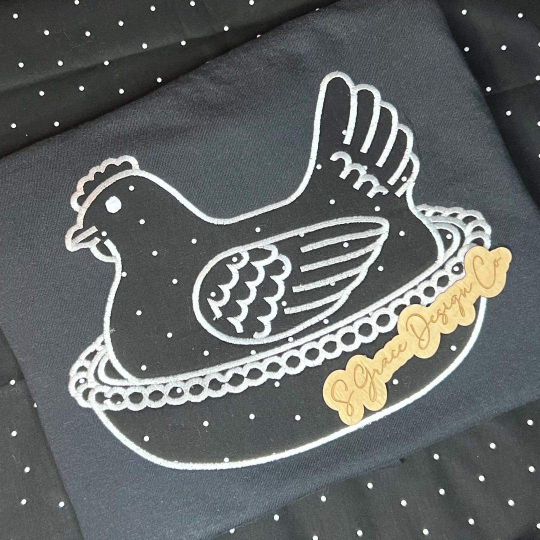 Black and White Polka Dot Nesting Hen Appliqué Tee Vintage Lovers ...