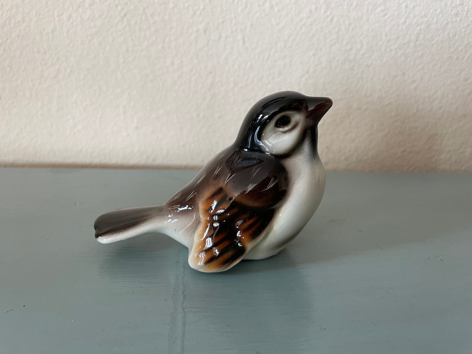 Vintage Ceramic Bird Figurine Sparrow or Chickadee Figurine - Etsy