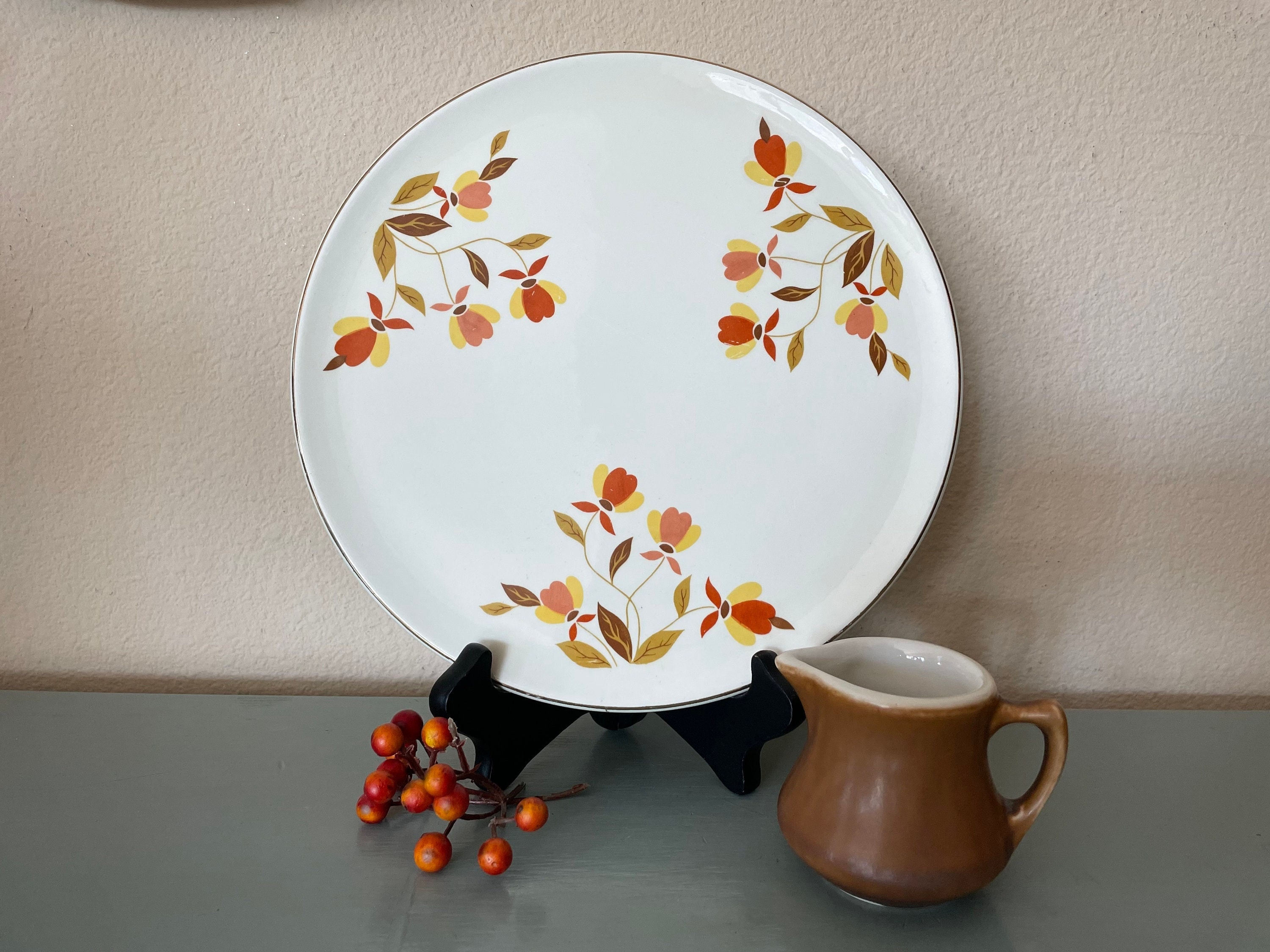 Autumn Leaf Dishes Value