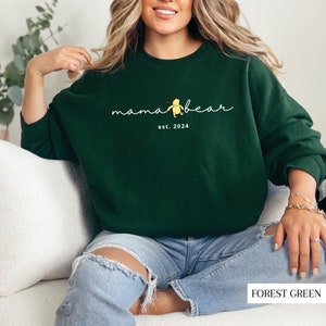 Personalized Mama Bear Winnie the Pooh Sweatshirt Mama Est Sweatshirt ...