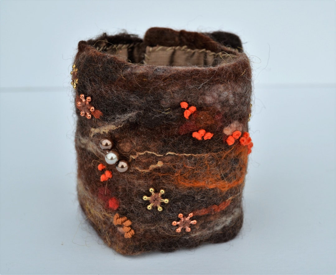 Brown Wool Cuff. Fibre Art Cuff. Felt Bracelet. Wool Felted - Etsy