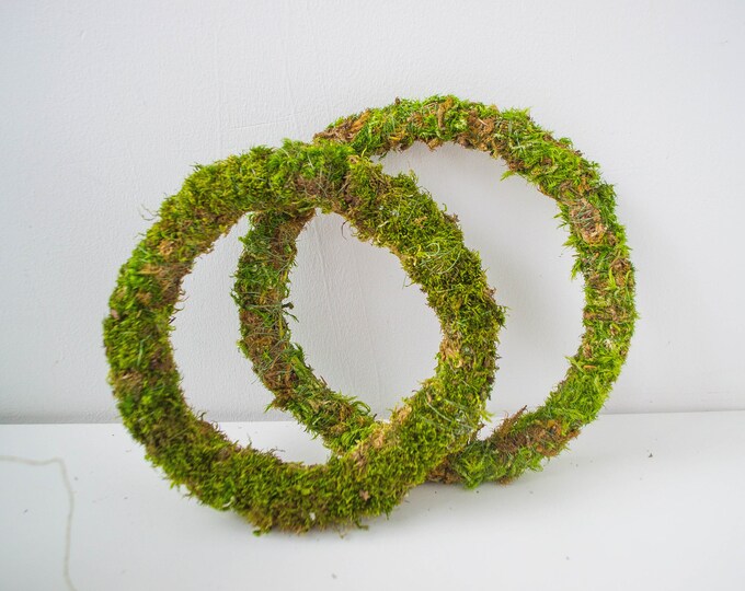 Green Wreath Made of Moss Home Decor Wreath at the Door - Etsy