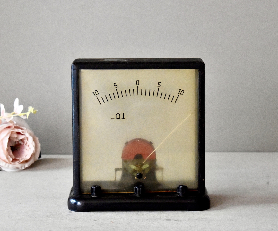 Vintage Voltmeter Retro Electric Apparatus Old Vintage Electric School ...