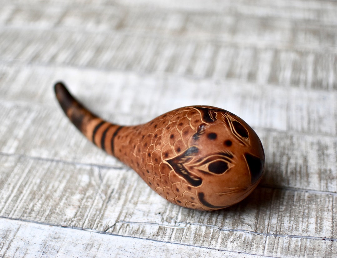 Vintage Peruvian Maracas Hand Carved Pumpkin Maracas Shaker - Etsy