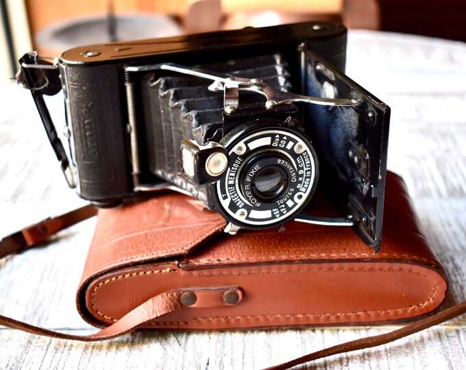 Antique Photo Camera Coronet Art Deco Photo Camera Collectable Cameras ...