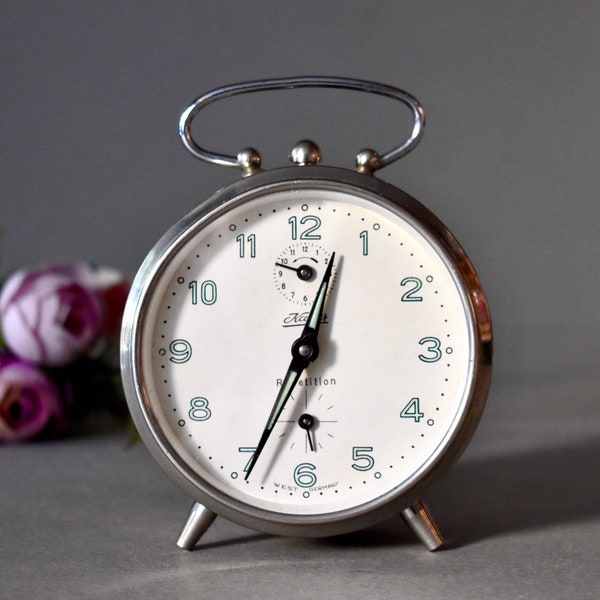 Vintage Alarm Clock - Etsy