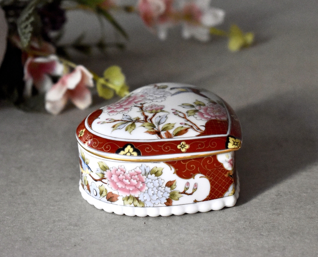 Vintage Porcelain Heart Jewelry Box Japanese Kutani Trinket Box Women's ...