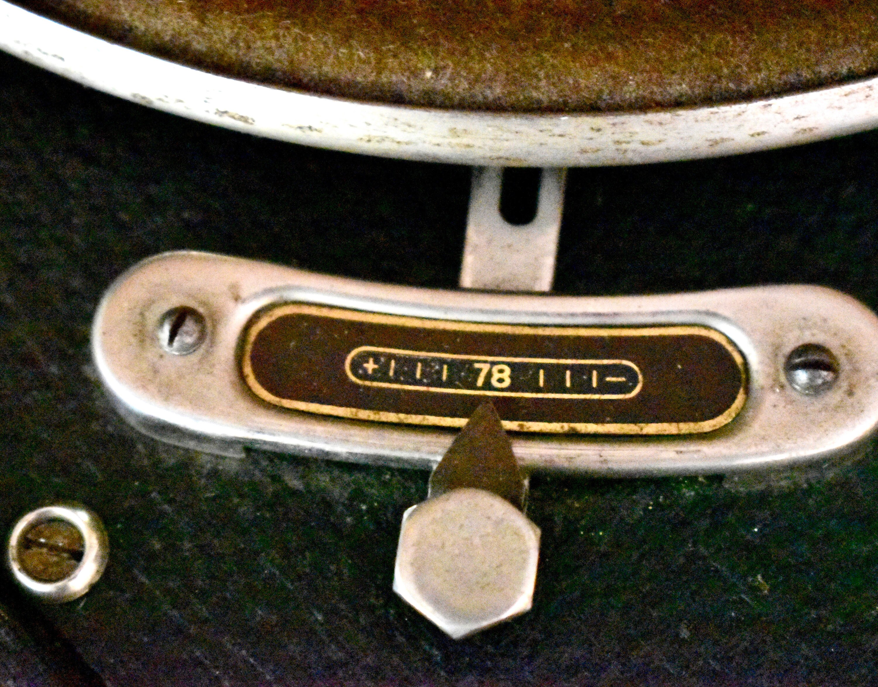 Antique Gramophone Bobby Odeon Mechanical Pantograph Collectable ...
