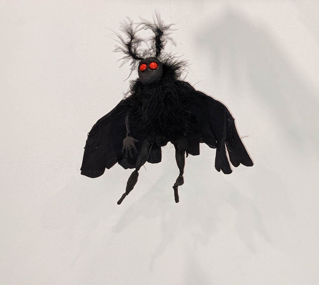 Poseable Mothman Puppet - Etsy