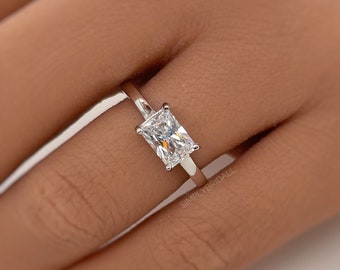 Engagement Ring Horizontal - Etsy