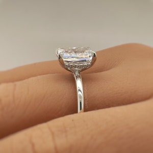 3.00ct Crushed Ice Engagement Ring, Radiant Cut Crushed Ice Solitaire ...