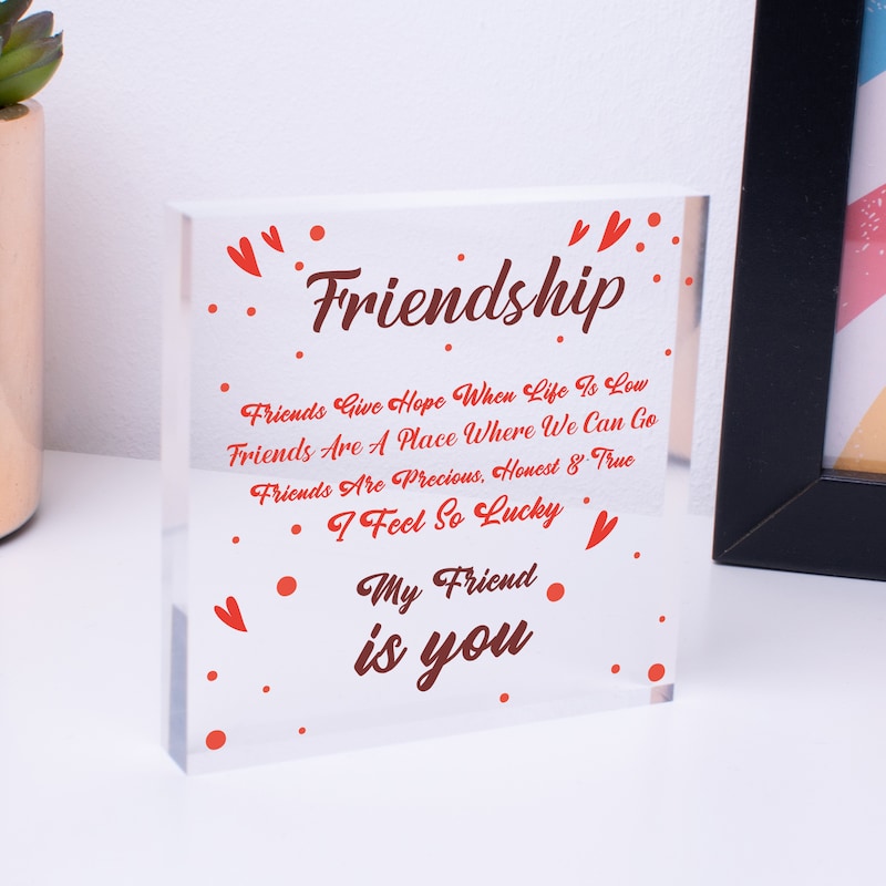 Friendship Gift - 60+ Gift Ideas for 2024