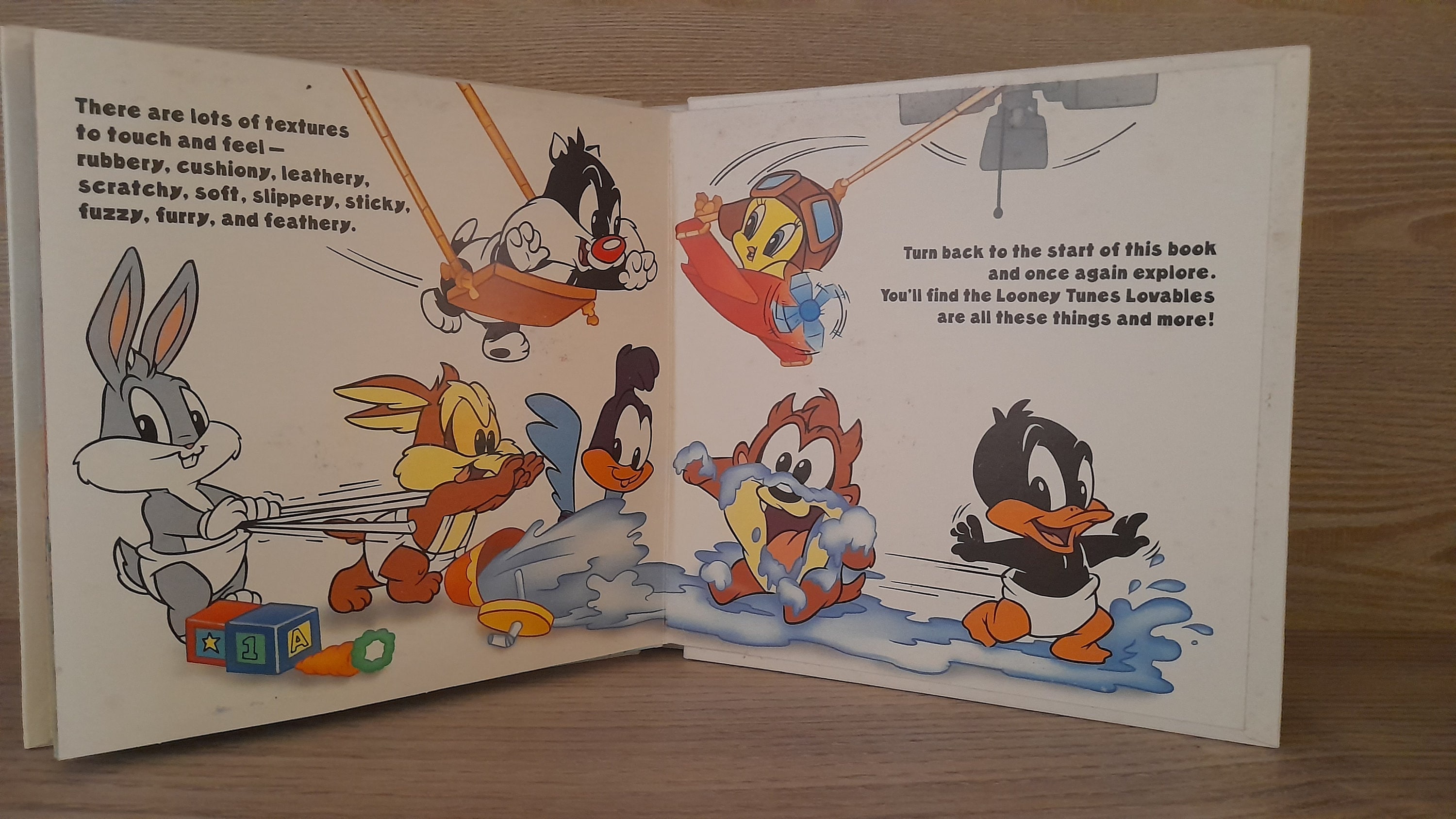 Baby Looney Tunes Lovables Book, Looney Tunes Characters, Touch and ...
